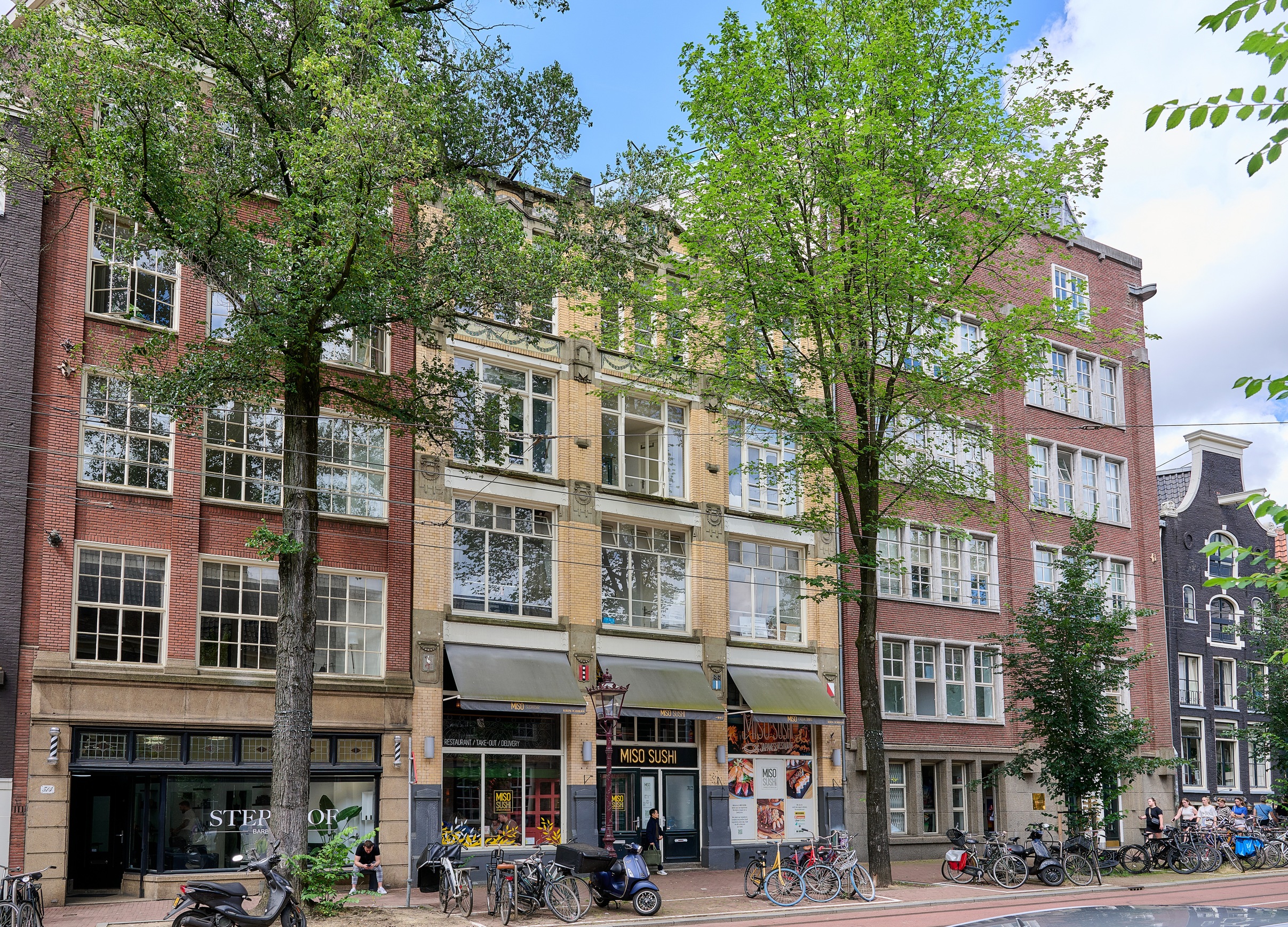 De andere kaart van Amsterdam | Kaart | Portret van pater Desmarets